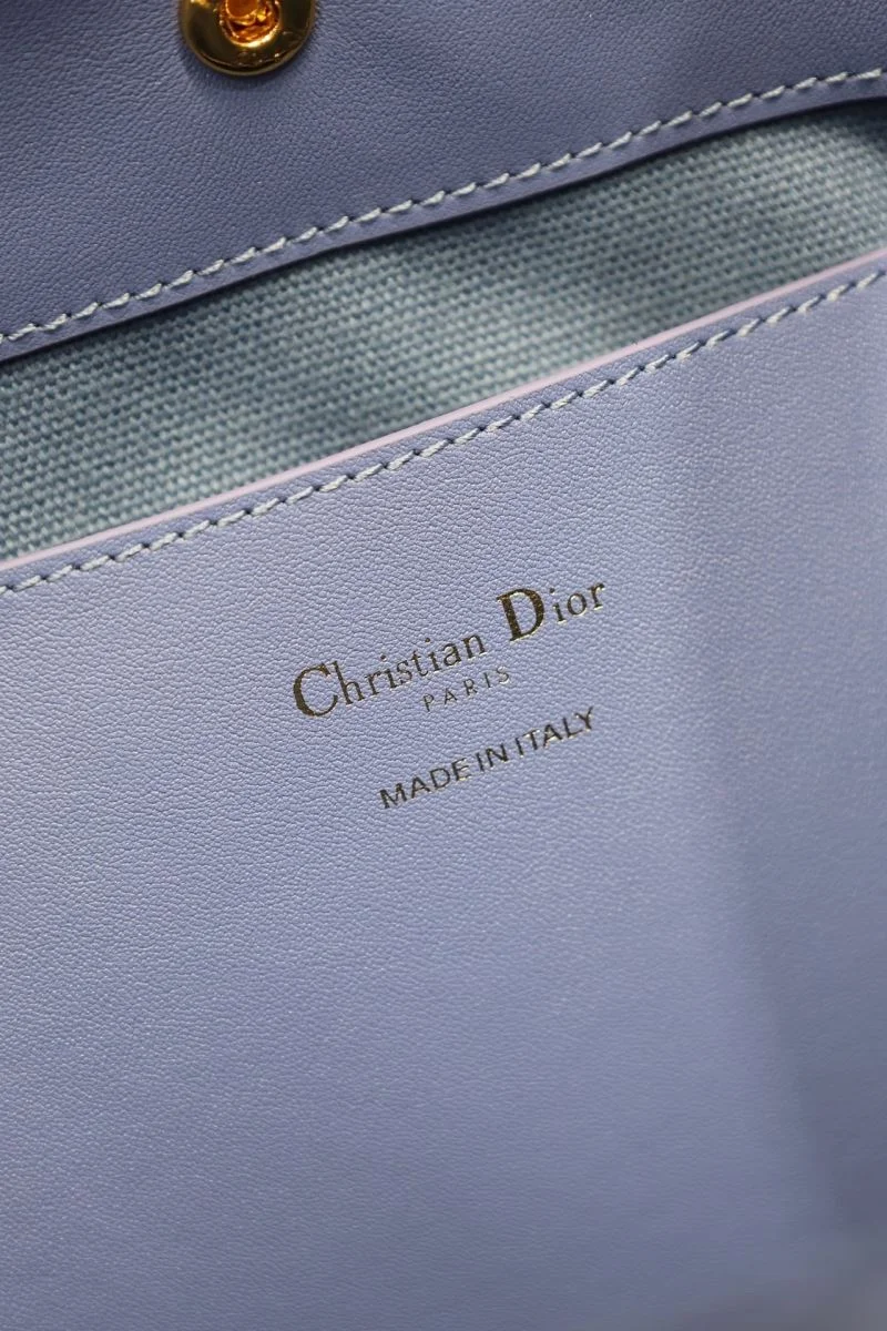 Reasonably priced Christian Dior Bucket Bags