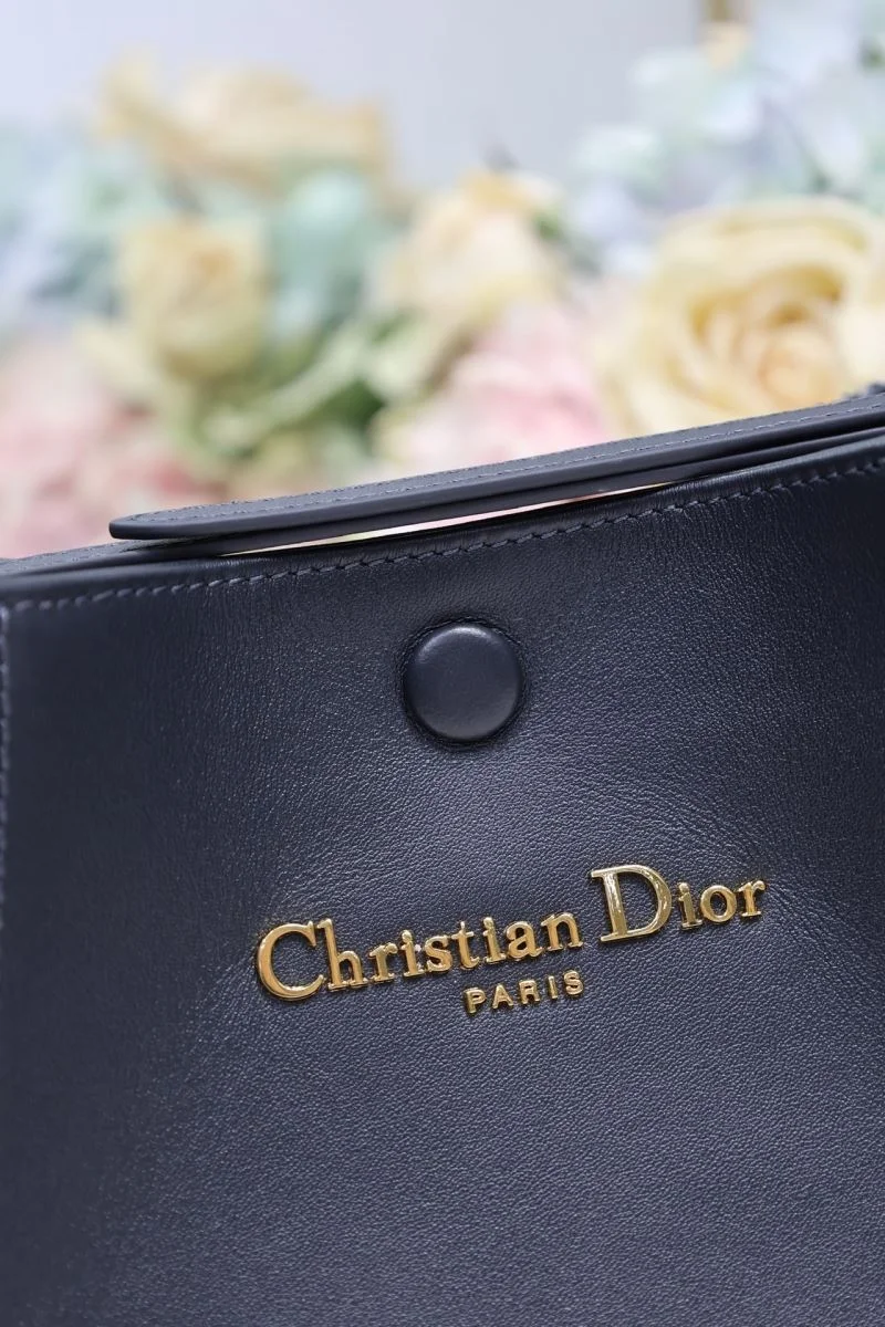 Economical Christian Dior Bucket Bags