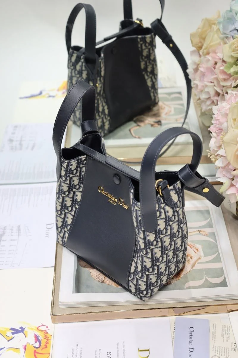 Inexpensive Christian Dior Bucket Bags