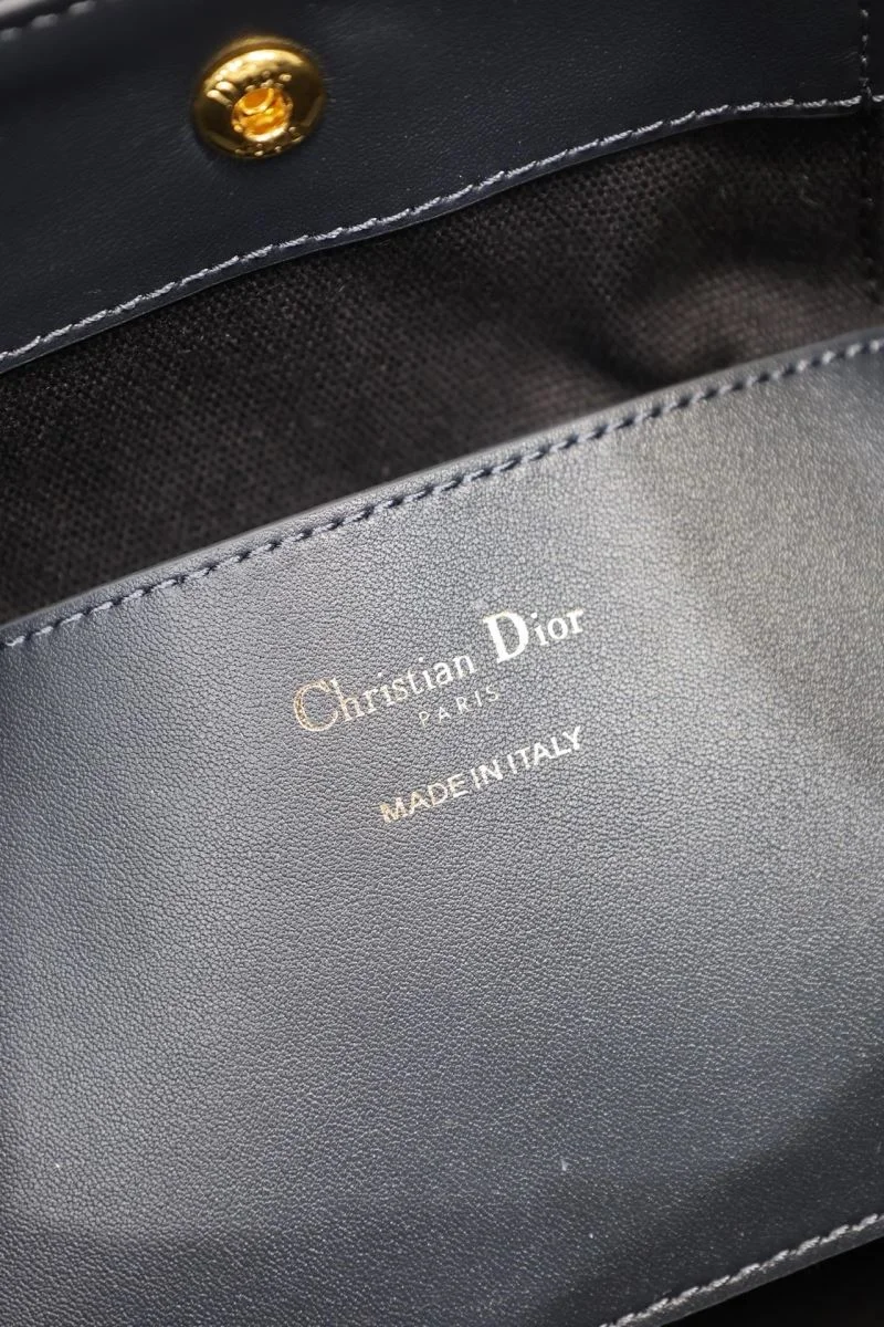 Inexpensive Christian Dior Bucket Bags
