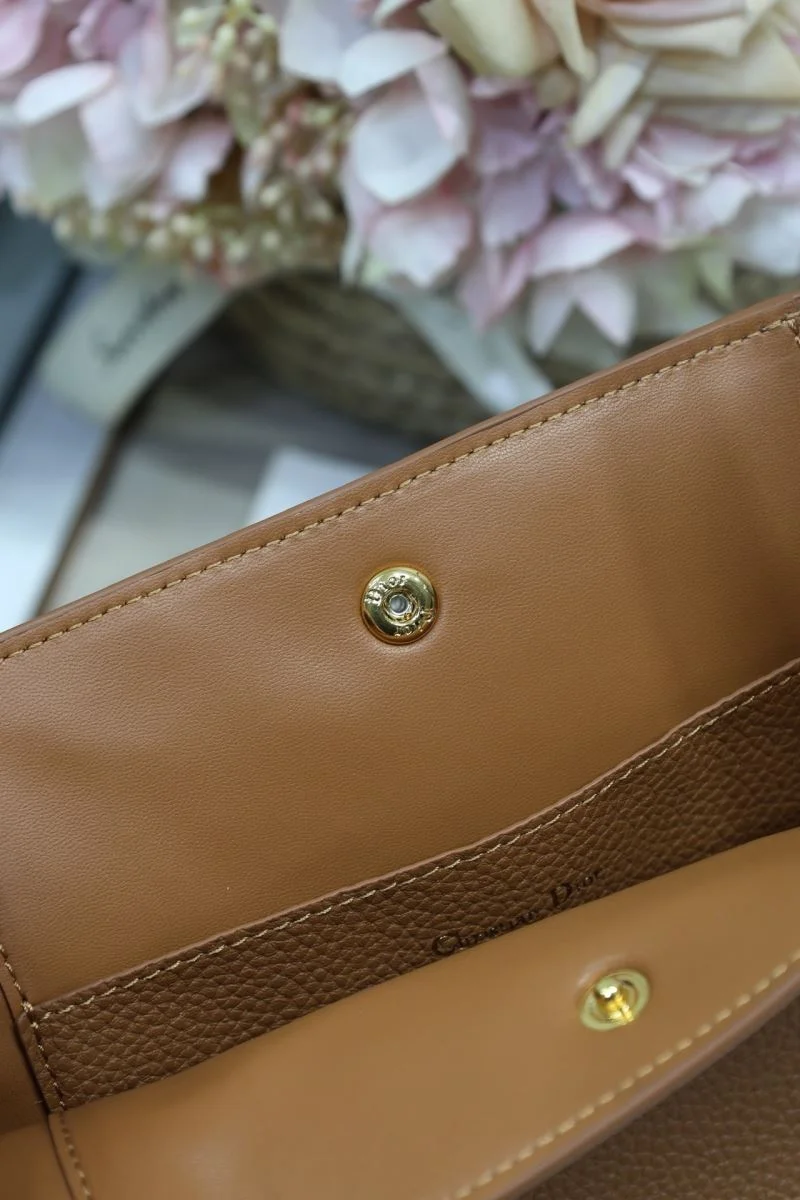 Inexpensive Christian Dior Bucket Bags
