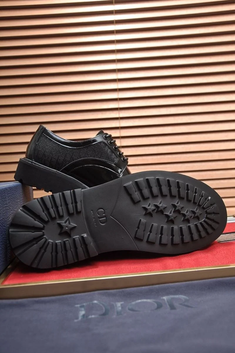 Accurate model Christian Dior Business Shoes