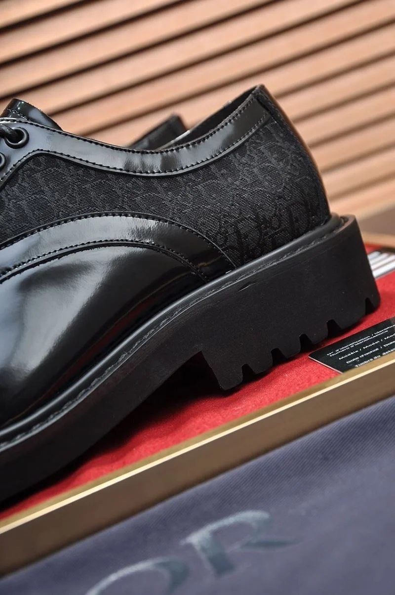 Accurate model Christian Dior Business Shoes