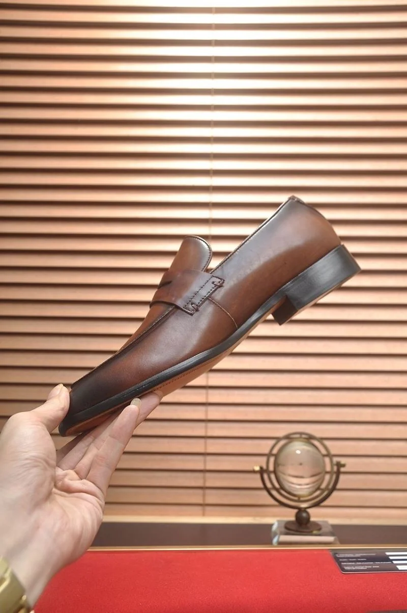 Bargain Christian Dior Business Shoes