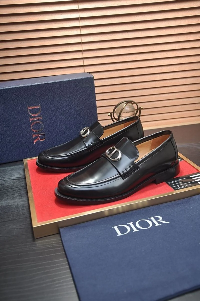 Value-priced Christian Dior Business Shoes