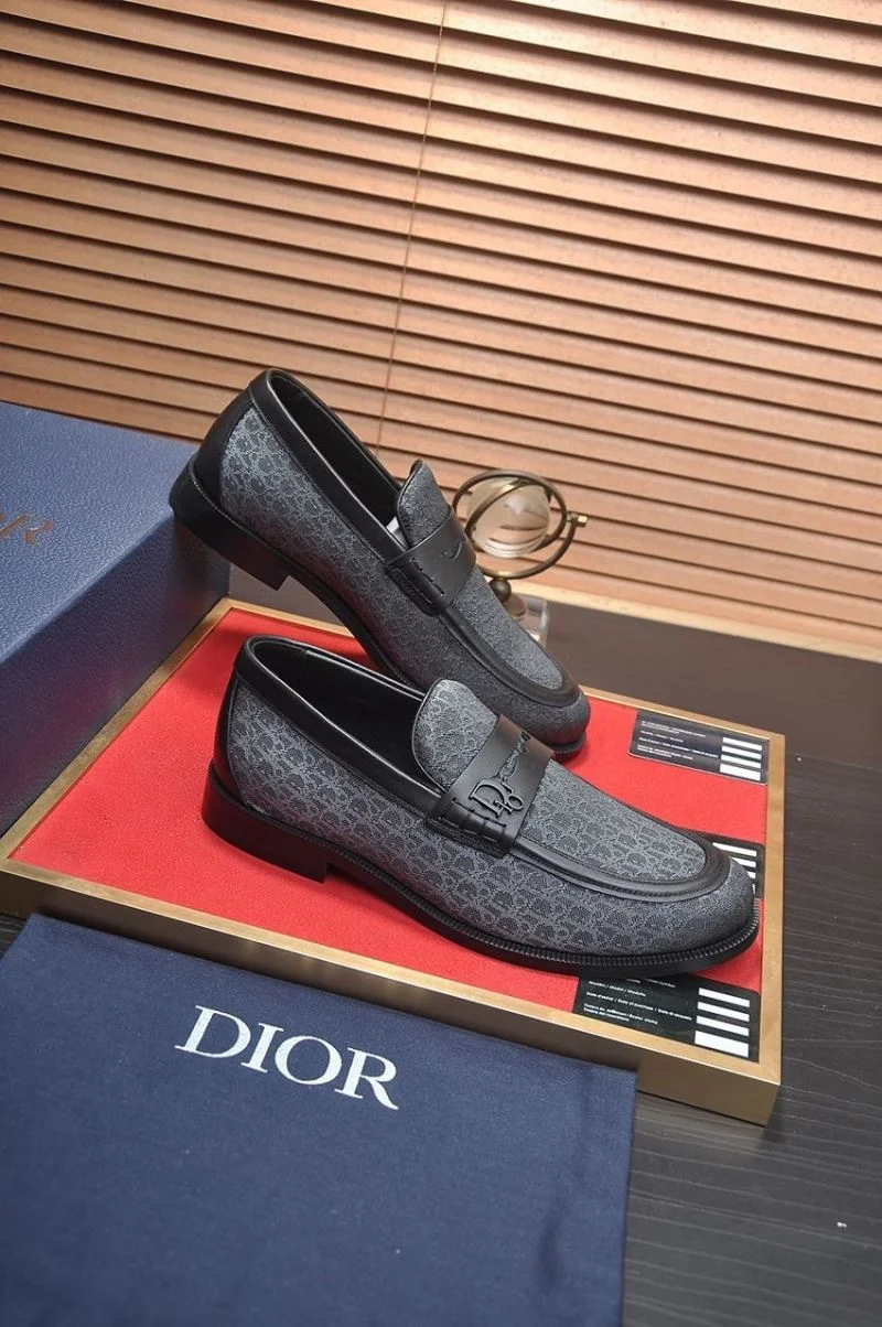 Budget-friendly Christian Dior Business Shoes