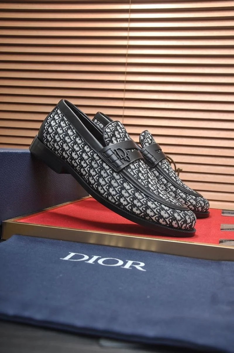 Accurate model Christian Dior Business Shoes
