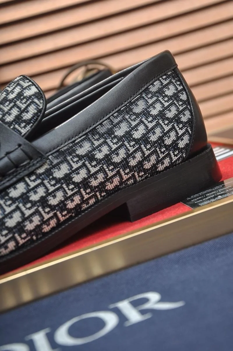 Accurate model Christian Dior Business Shoes
