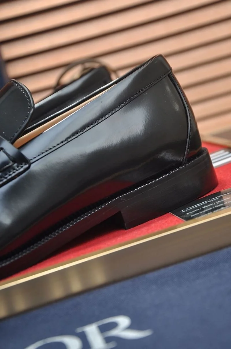Top mirror Christian Dior Business Shoes