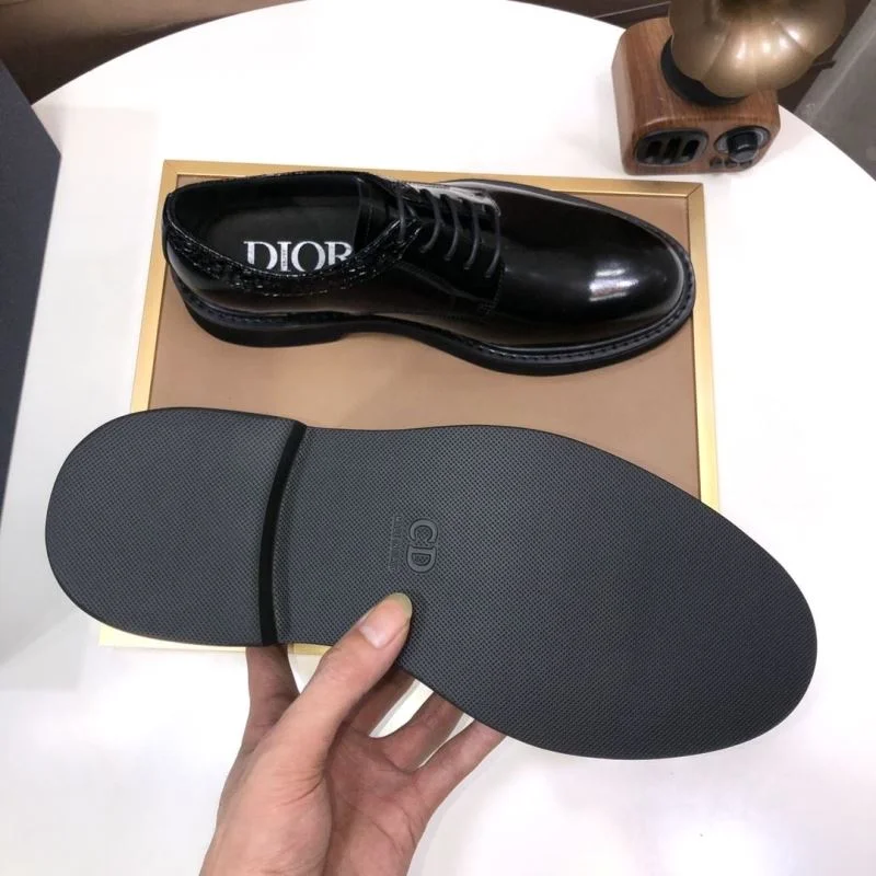 Accurate model Christian Dior Business Shoes