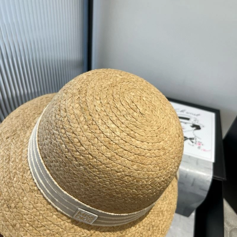 Accurate model Christian Dior Caps