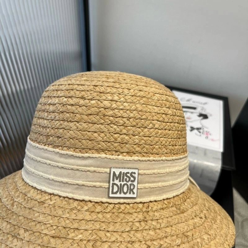 Accurate model Christian Dior Caps