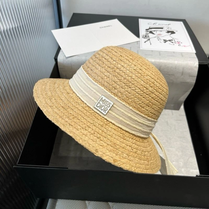 Accurate model Christian Dior Caps