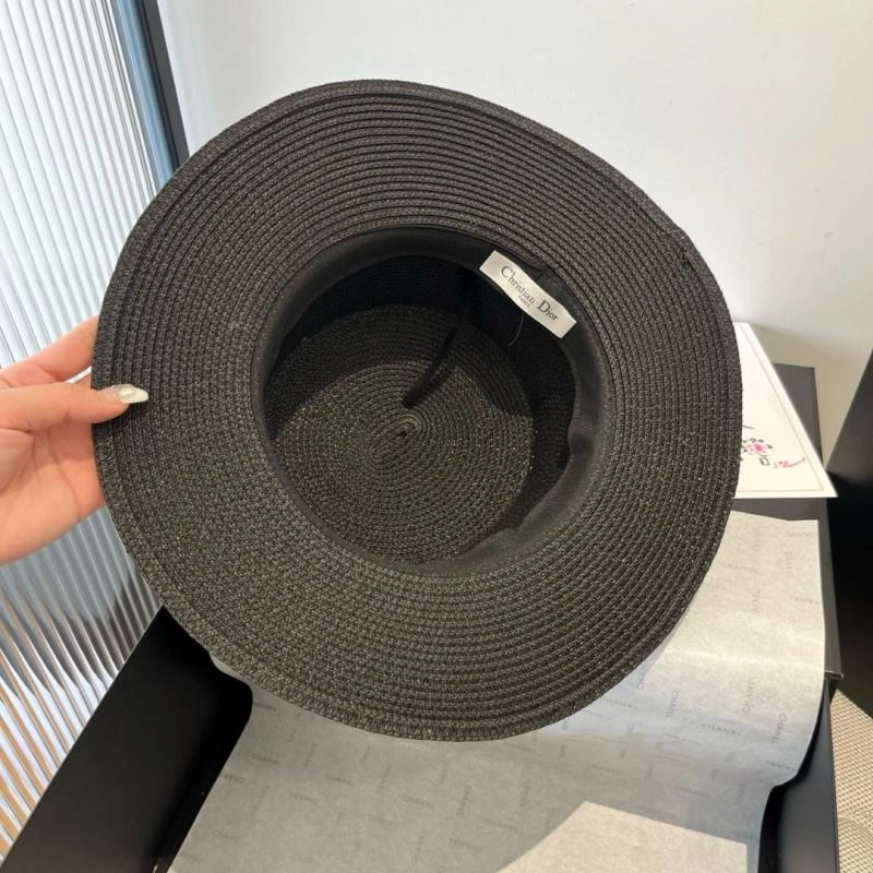 Bargain Christian Dior Caps