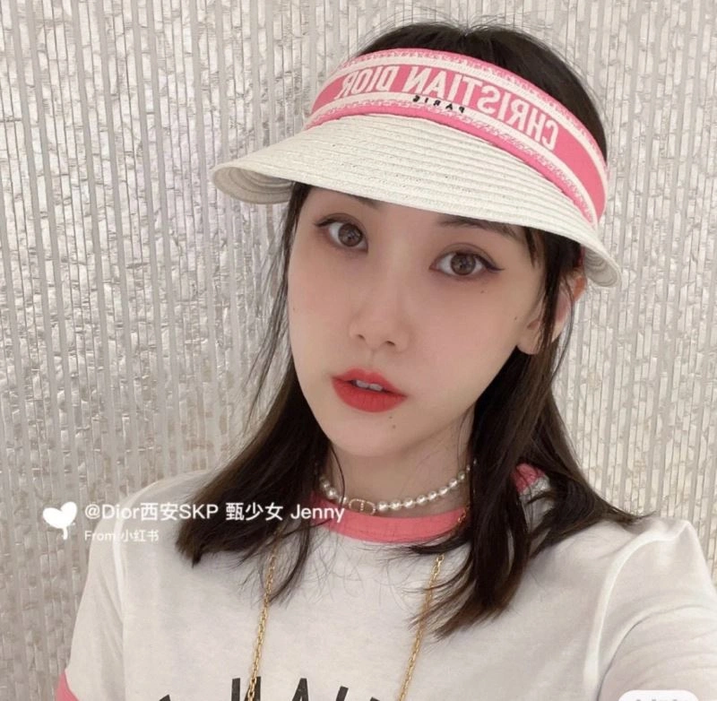 Cut-rate Christian Dior Caps