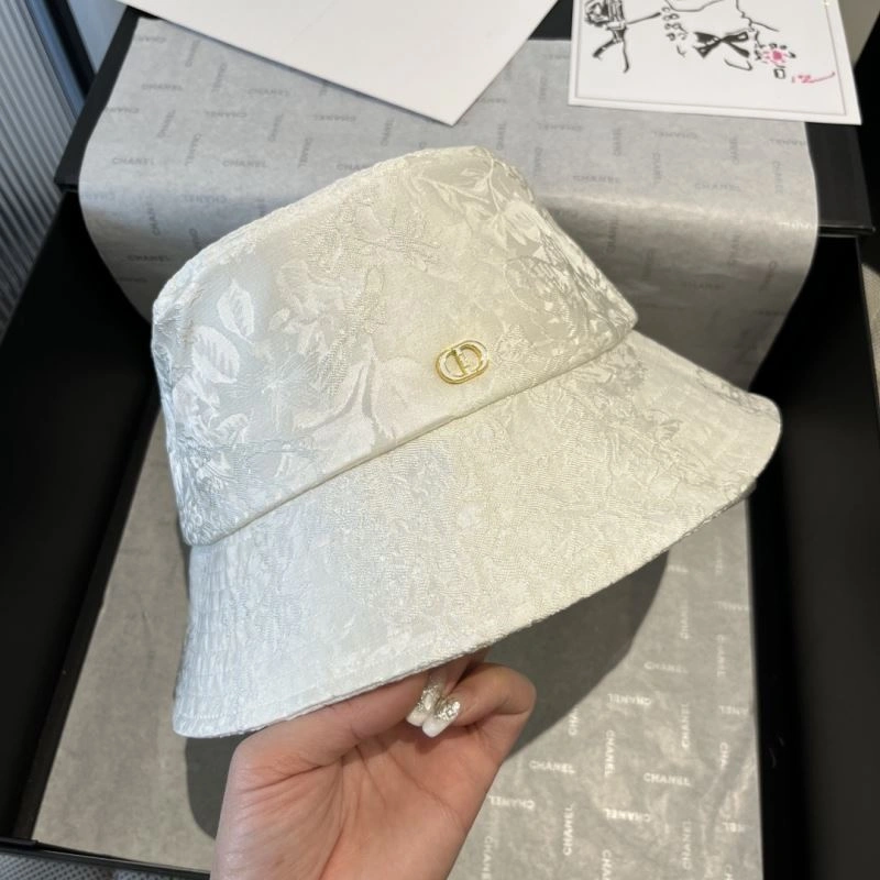 Accurate model Christian Dior Caps
