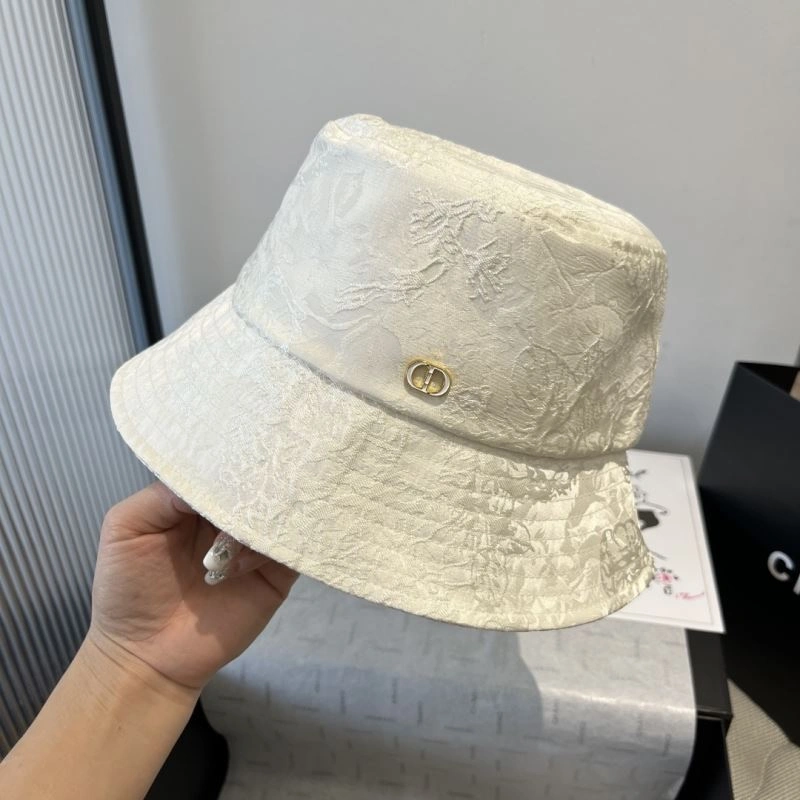 Accurate model Christian Dior Caps