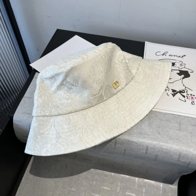 Accurate model Christian Dior Caps