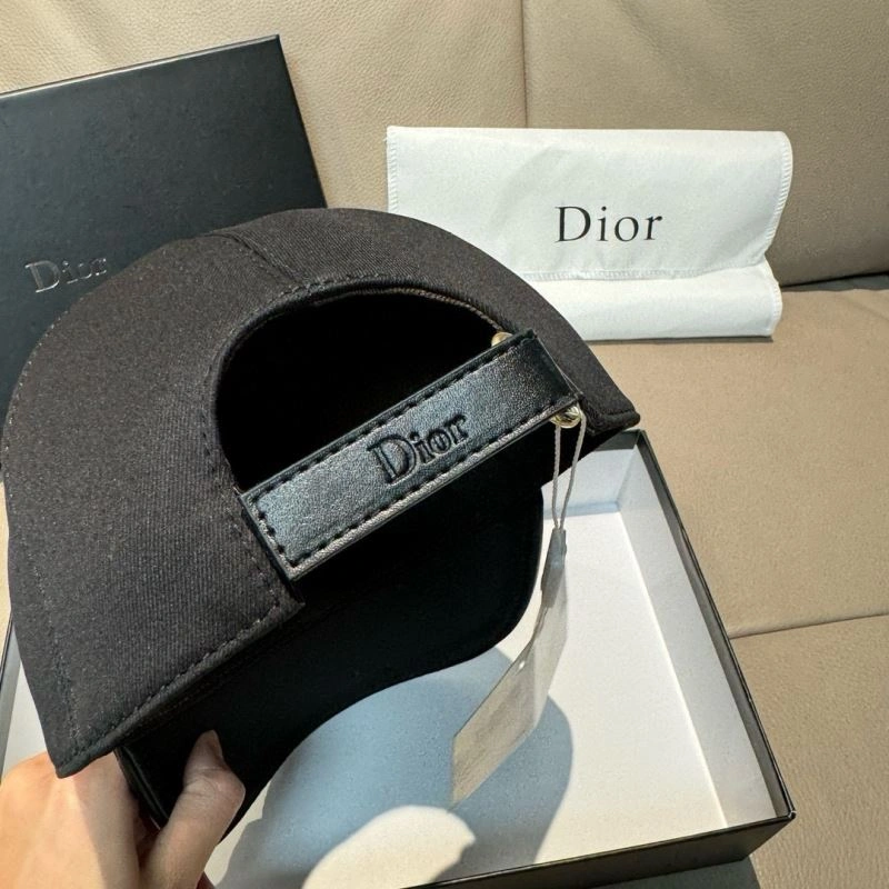 Exact replica Christian Dior Caps