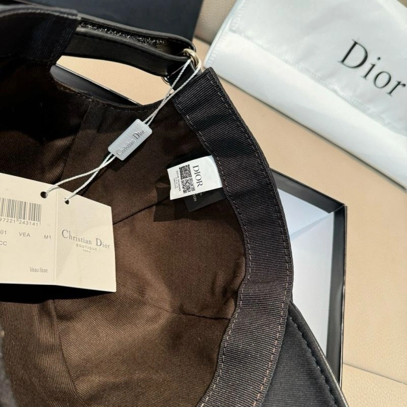Exact replica Christian Dior Caps