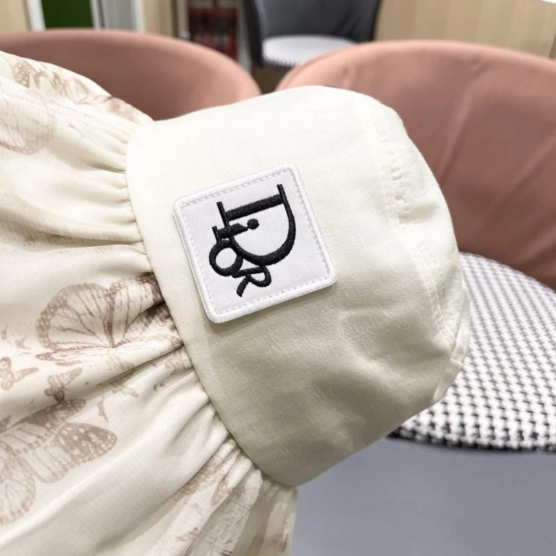 Accurate model Christian Dior Caps