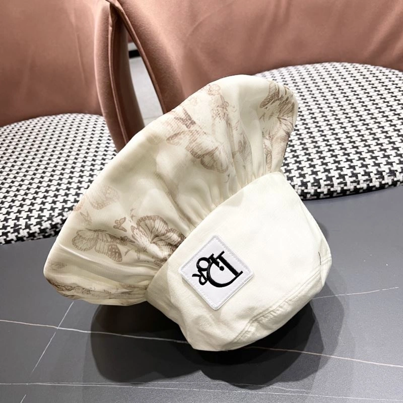Accurate model Christian Dior Caps