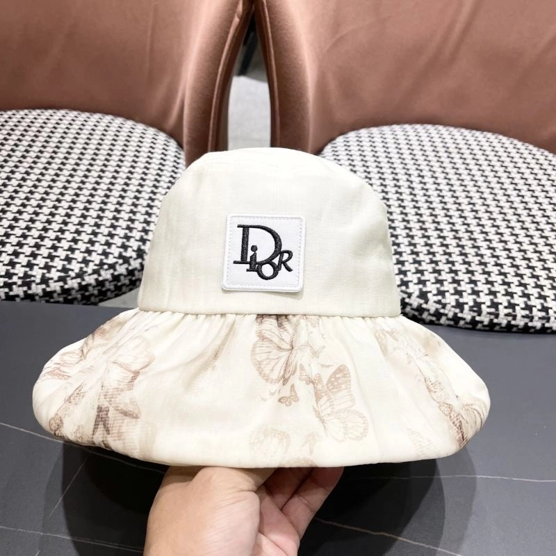 Accurate model Christian Dior Caps