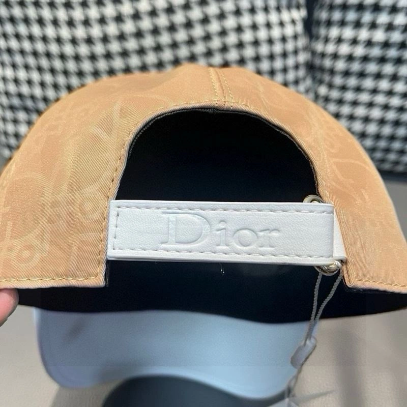 Top match Christian Dior Caps