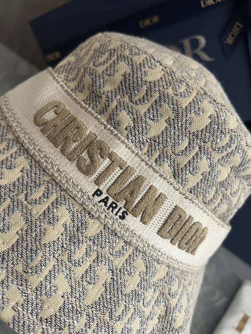 Top match Christian Dior Caps