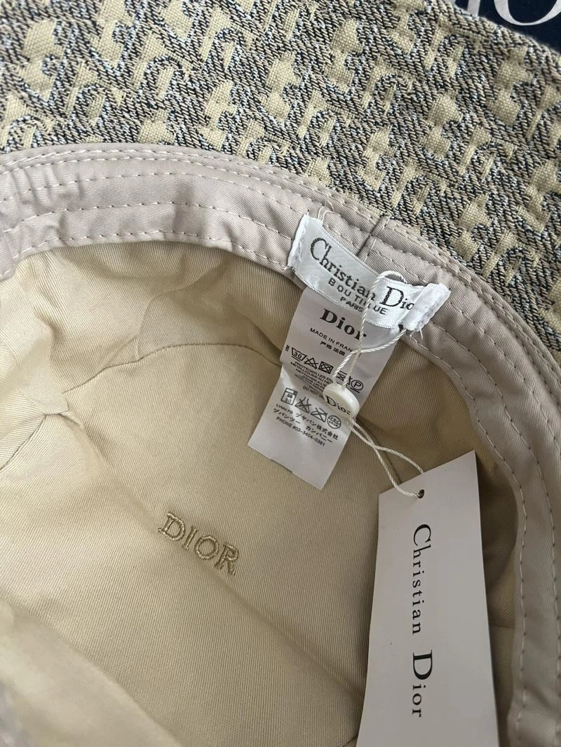 Top match Christian Dior Caps
