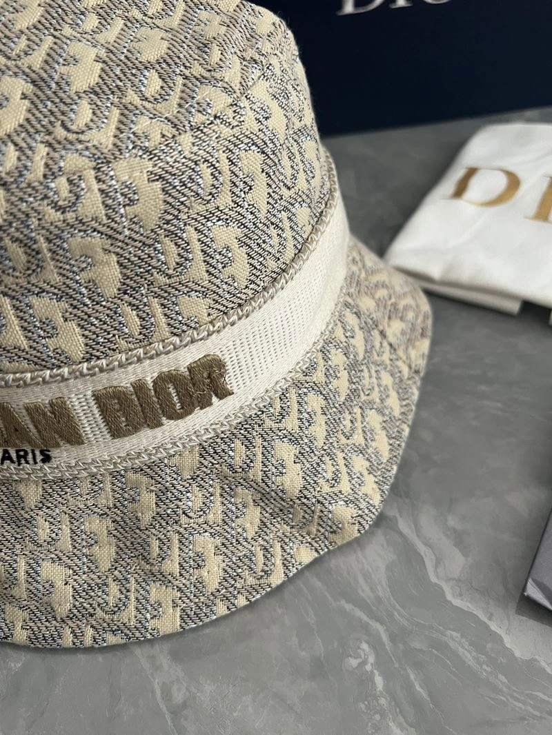Top match Christian Dior Caps