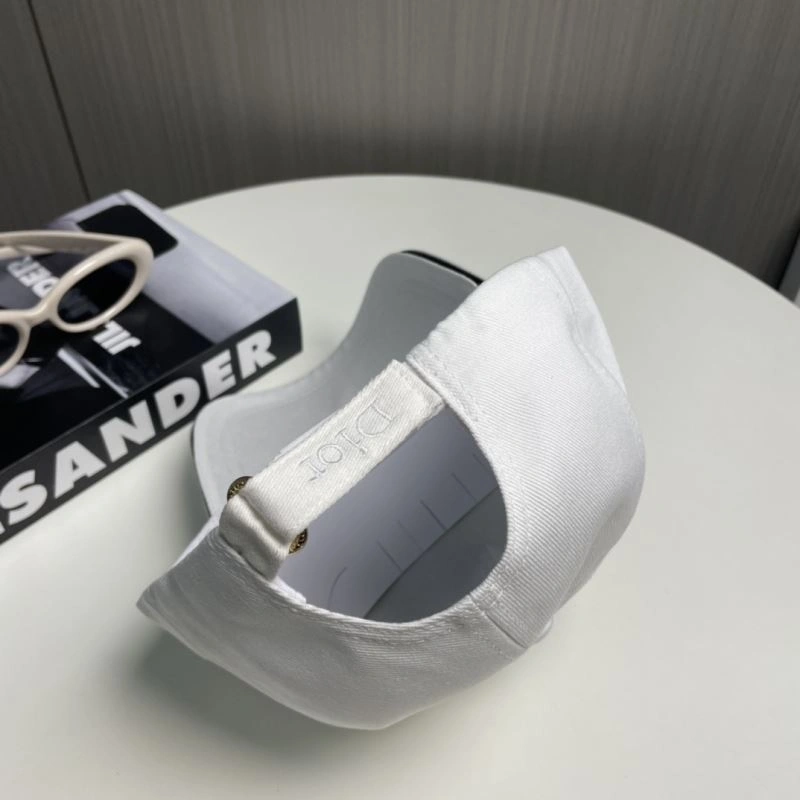 Top match Christian Dior Caps