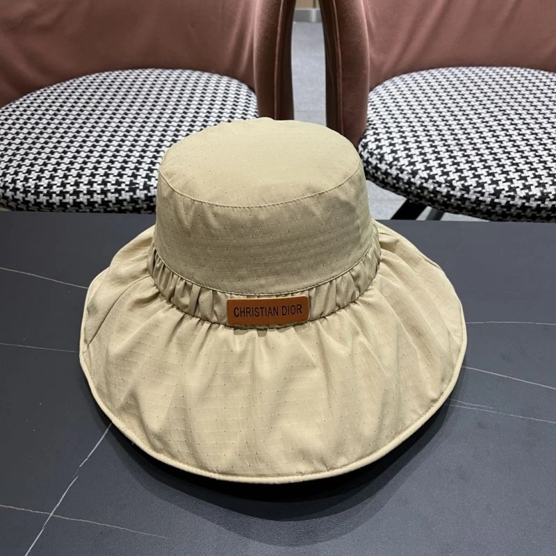 Bargain Christian Dior Caps