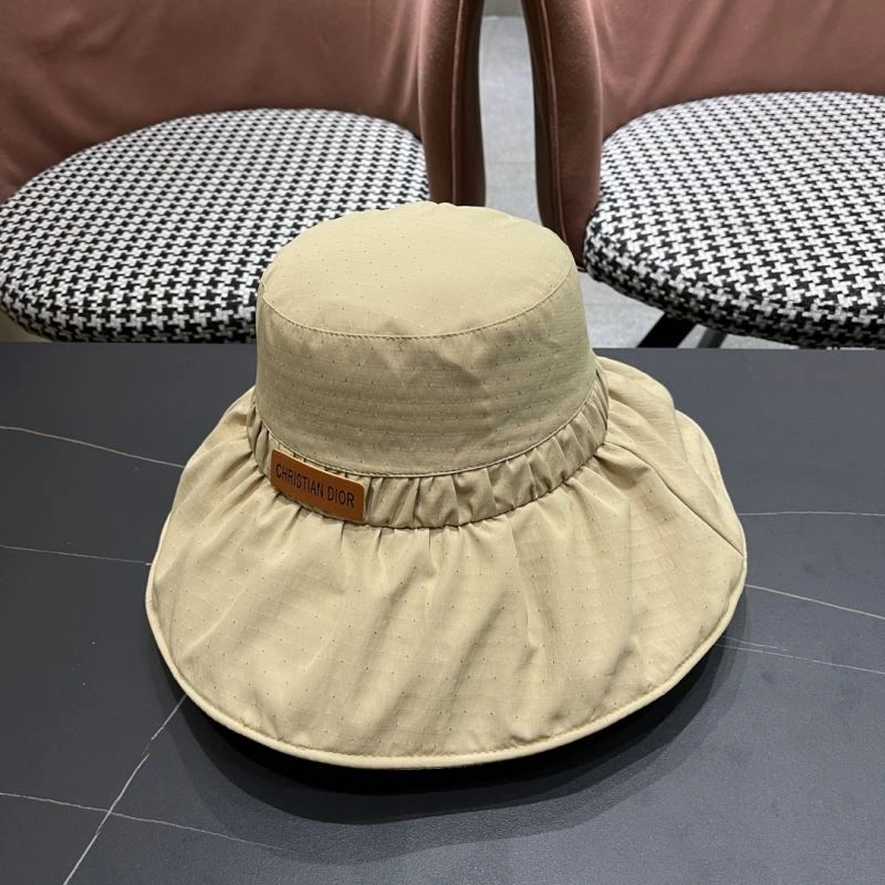 Bargain Christian Dior Caps