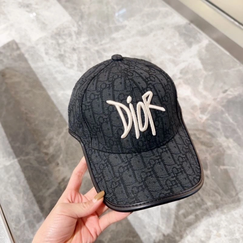 Top match Christian Dior Caps