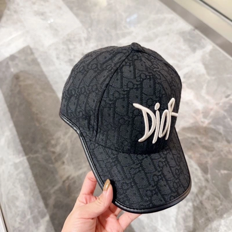 Top match Christian Dior Caps