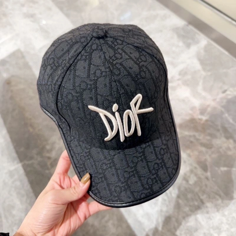 Top match Christian Dior Caps