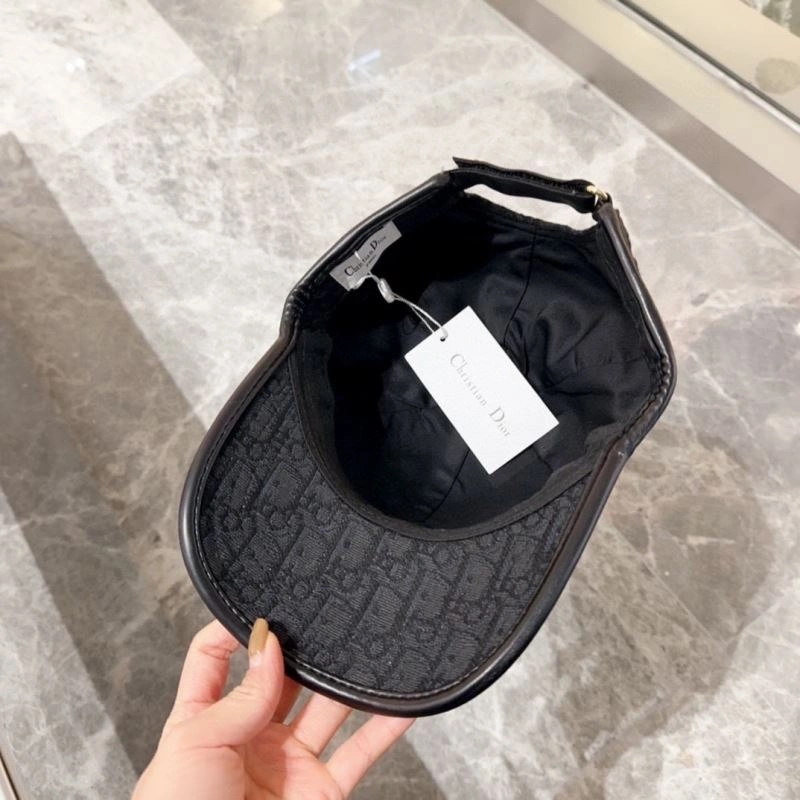 Top match Christian Dior Caps
