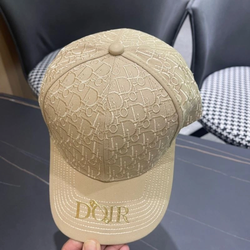 Bargain Christian Dior Caps