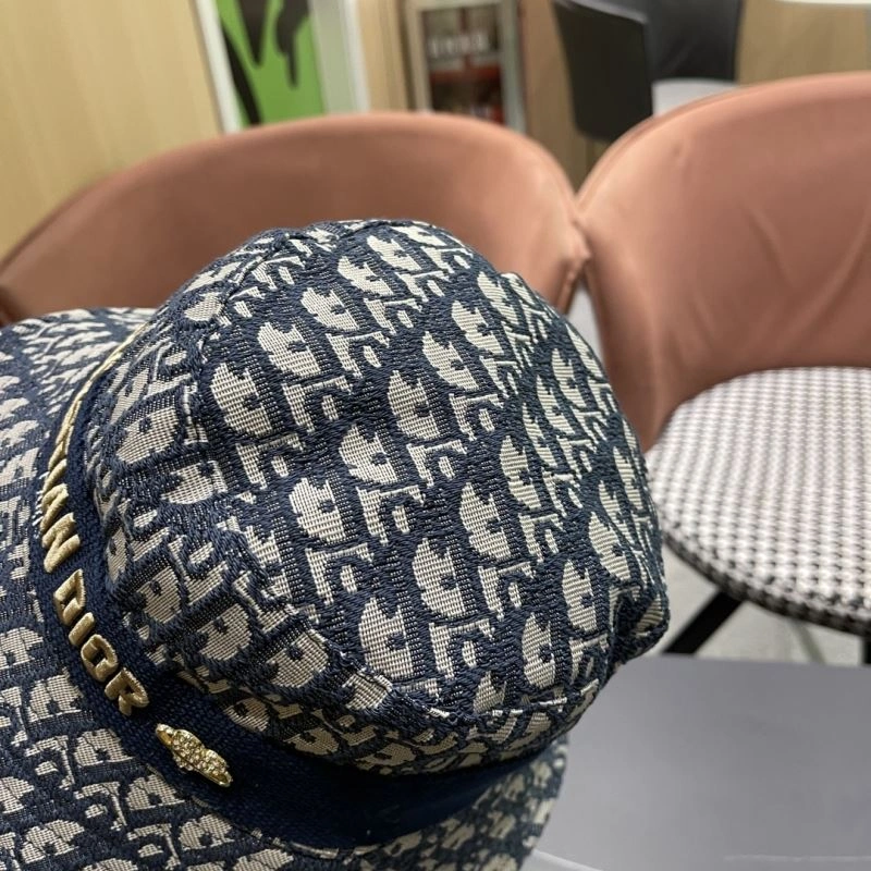 Bargain Christian Dior Caps