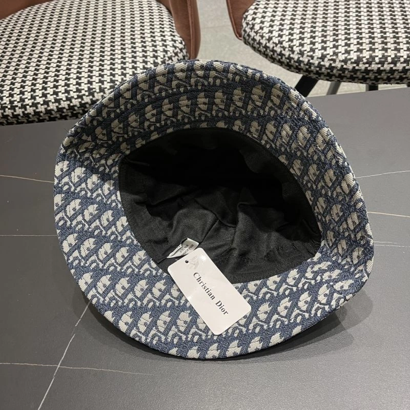 Bargain Christian Dior Caps