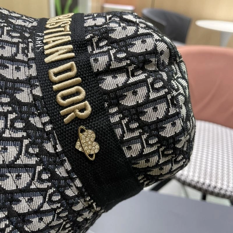 Exact replica Christian Dior Caps