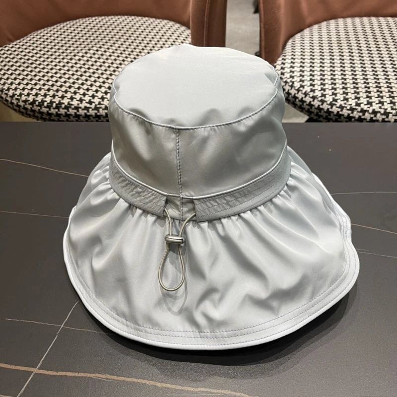Top match Christian Dior Caps