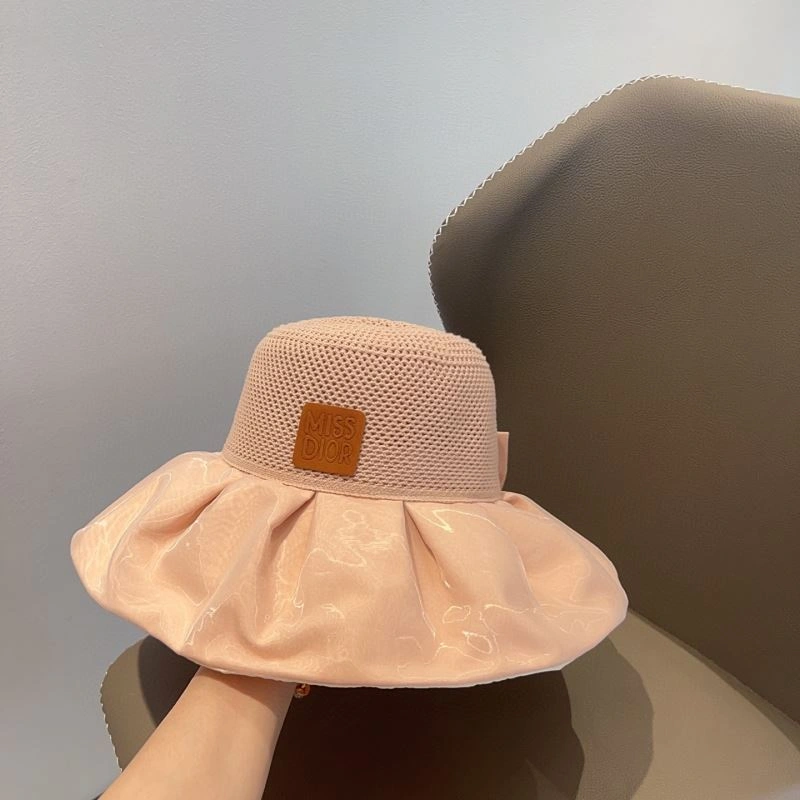 Top match Christian Dior Caps