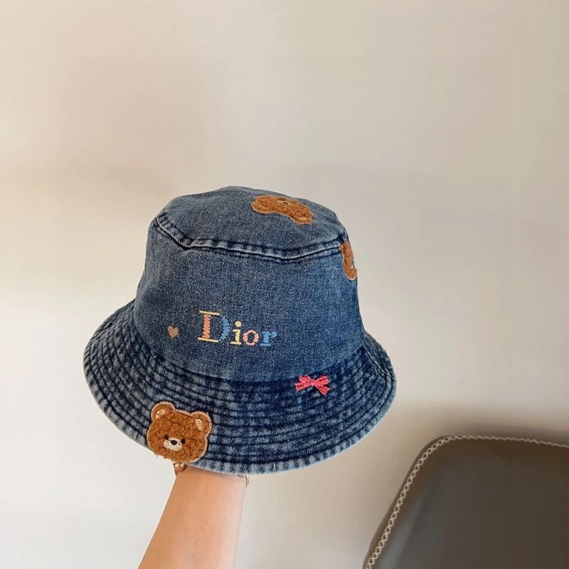 Top match Christian Dior Caps