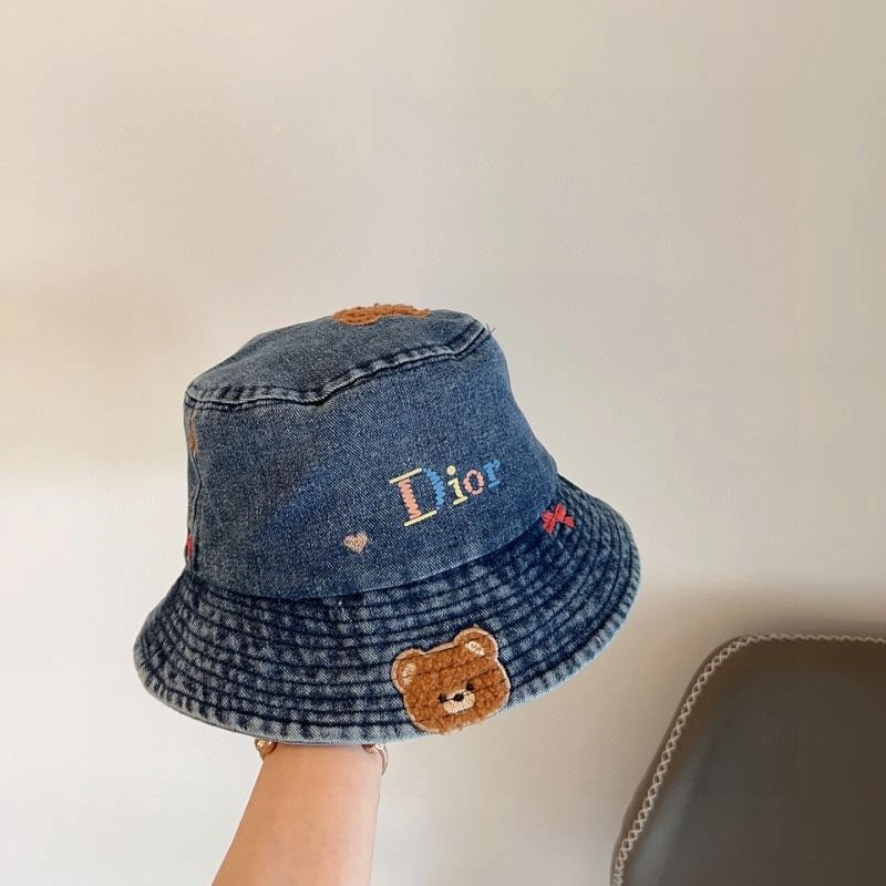 Top match Christian Dior Caps