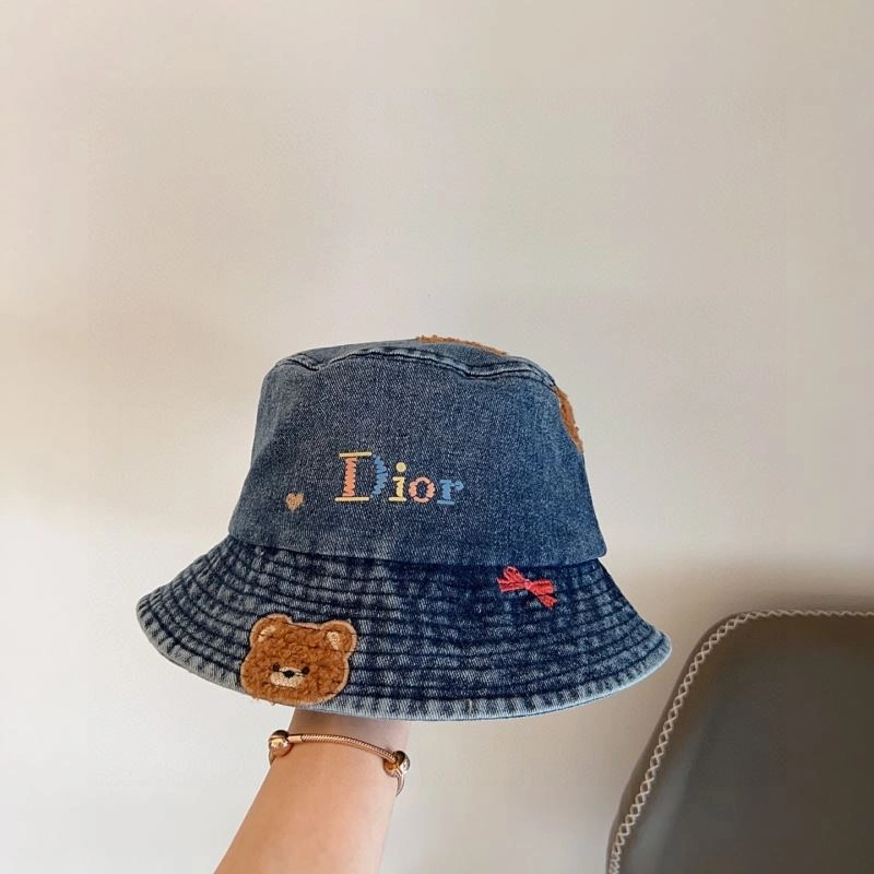 Top match Christian Dior Caps