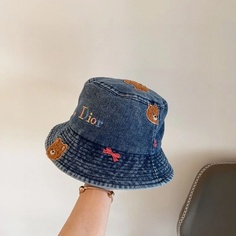 Top match Christian Dior Caps
