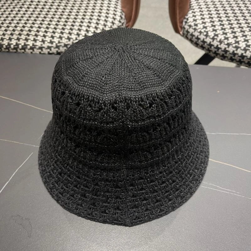 Top match Christian Dior Caps