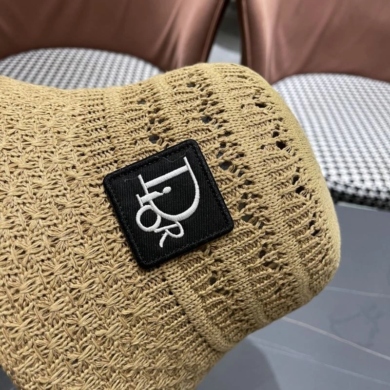 Top match Christian Dior Caps